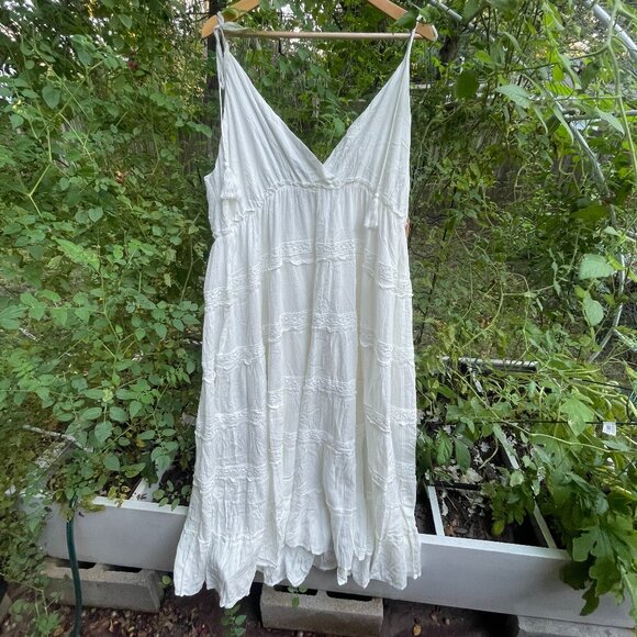 ARULA | Dresses | Arula Arlet Ivory Tiered Maxi Dress W Shoulder Ties ...